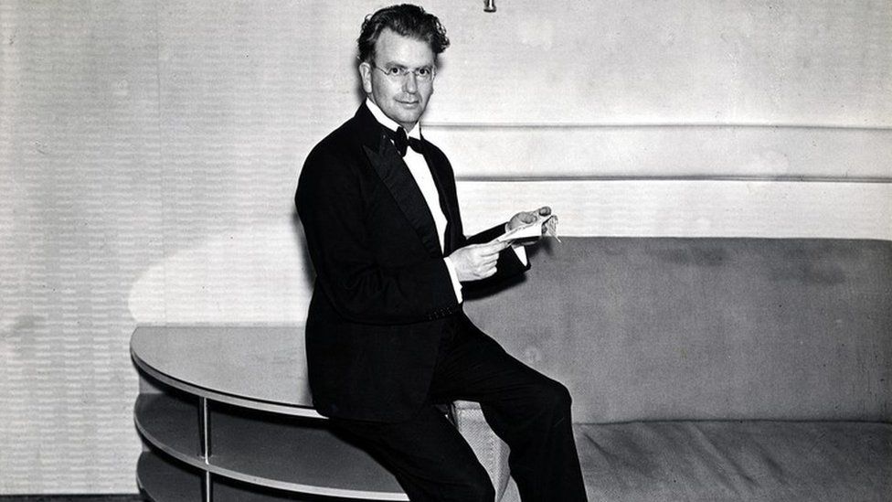 John Logie Baird colleague recalls first television demonstration - BBC News