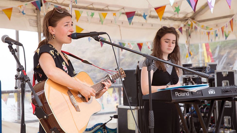 Lluniau: Gŵyl Nôl a Mla'n 2018 - BBC Cymru Fyw