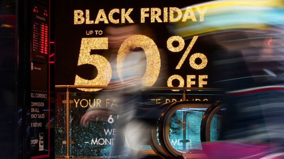 Who will the 'retail apocalypse' claim in 2018? - BBC News