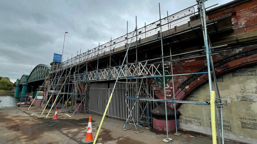 Lady Bay Bridge: Repair work starts on lorry crash bridge - BBC News