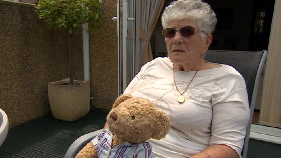Widow hears husband's voice again after teddy sound box fixed - BBC News