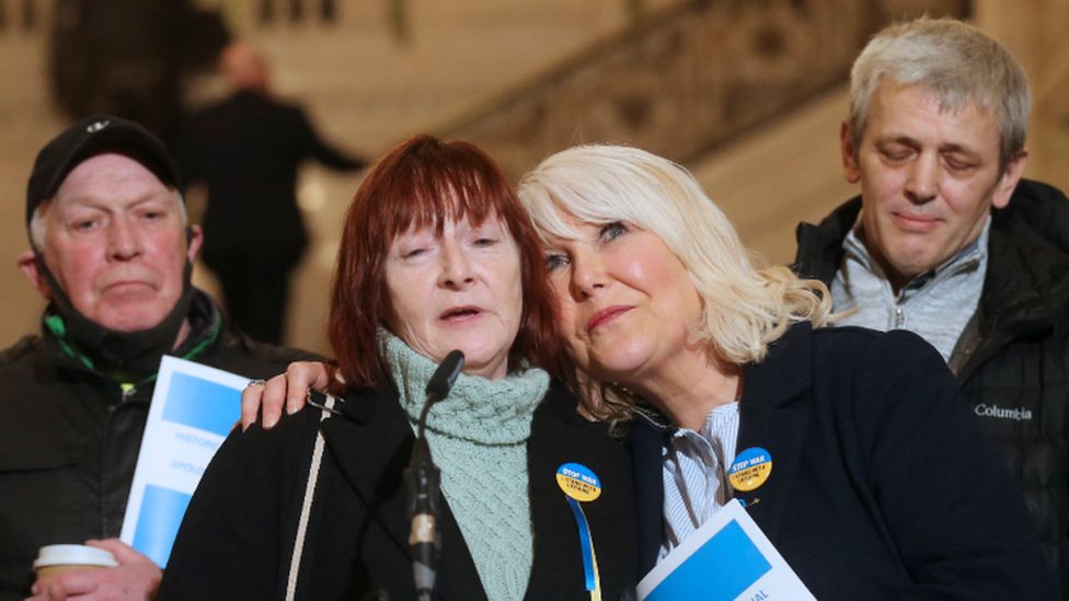 Jon McCourt: Councillors to re-examine freedom of Derry decision - BBC News