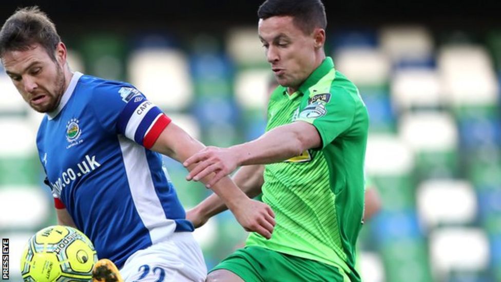 Reds midfielder Harkin out for a year with knee injury - BBC Sport