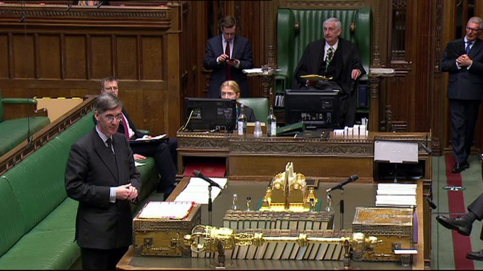 Coronavirus: Welsh MPs criticise return to Westminster - BBC News