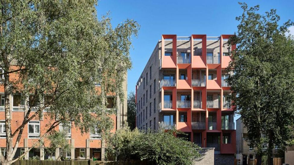 Over 70 London projects shortlisted in architecture awards - BBC News