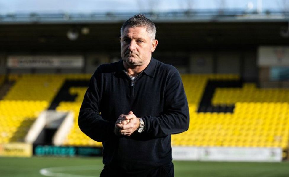 Dundee Team News: Sharp starts in goal, midfield trio come in - BBC Sport