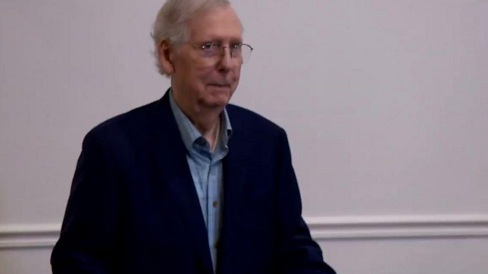 Mitch McConnell: Doctor says no evidence of stroke or seizures in freezing spell - BBC News