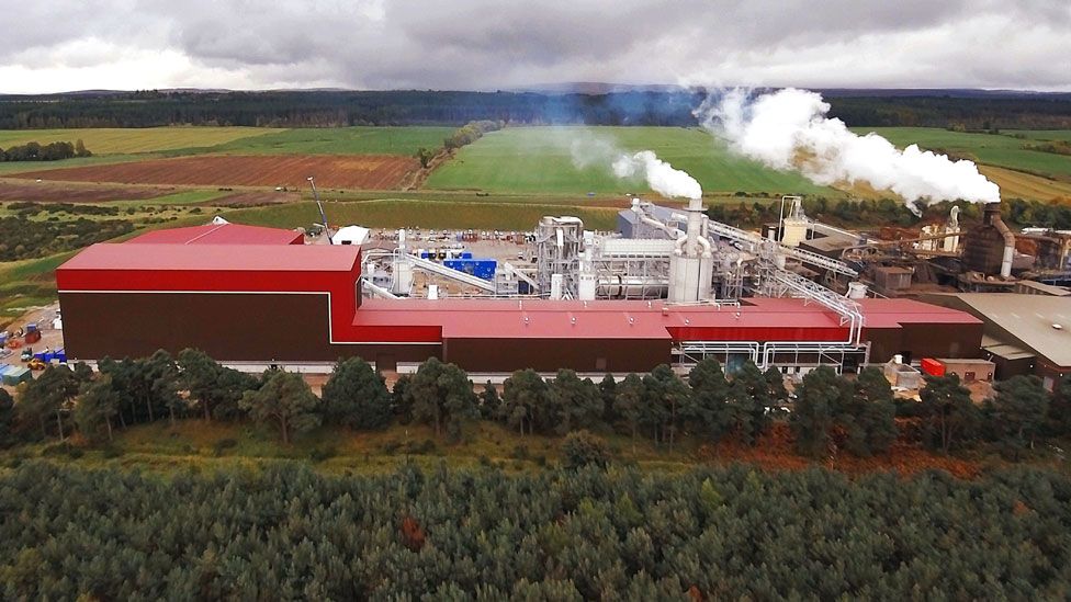 New £95m line at Norbord factory opened by Nicola Sturgeon - BBC News