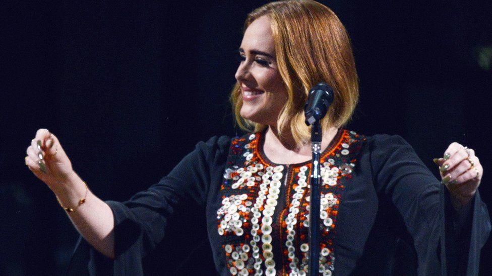 Adele: Singer postpones big shows in Las Vegas - BBC Newsround