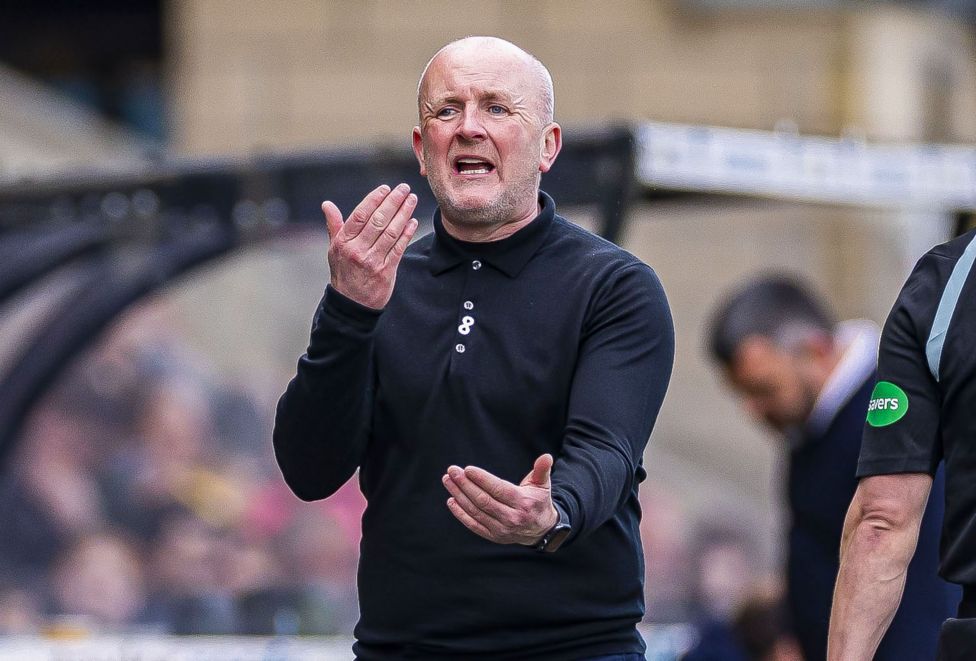 Martindale: Fighting for top-six as underdogs suits us - BBC Sport