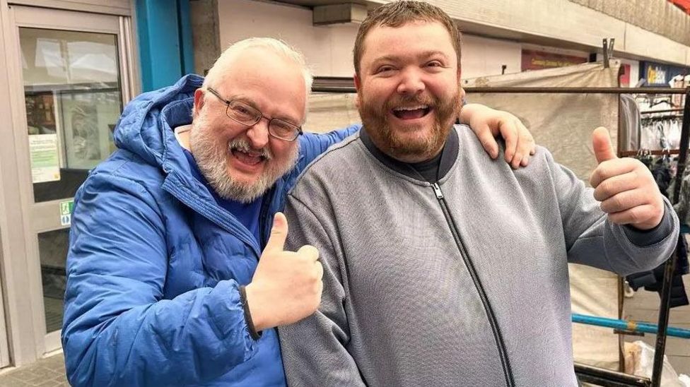 Bootle: The town and its residents getting ready big change - BBC News