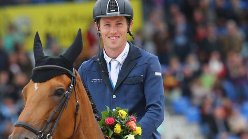 BBC SPOTY 'disappointment' for showjumper Scott Brash - BBC News