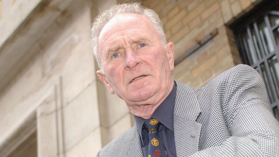 Harry Gregg: Funeral of Man United and Northern Ireland goalkeeper ...