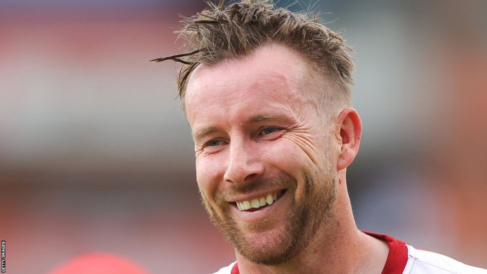 Steven Croft: Lancashire signs T20 contract and joins club's coaching ...
