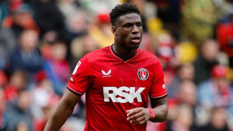 Charlton Athletic trigger Thierry Small extension clause - BBC Sport