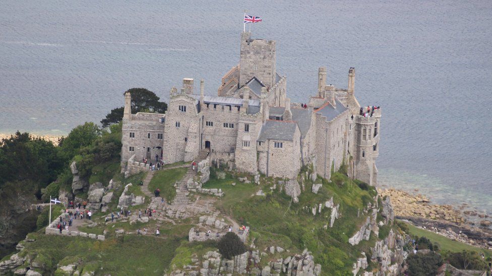 French landmark mistaken for Cornish attraction in magazine - BBC News