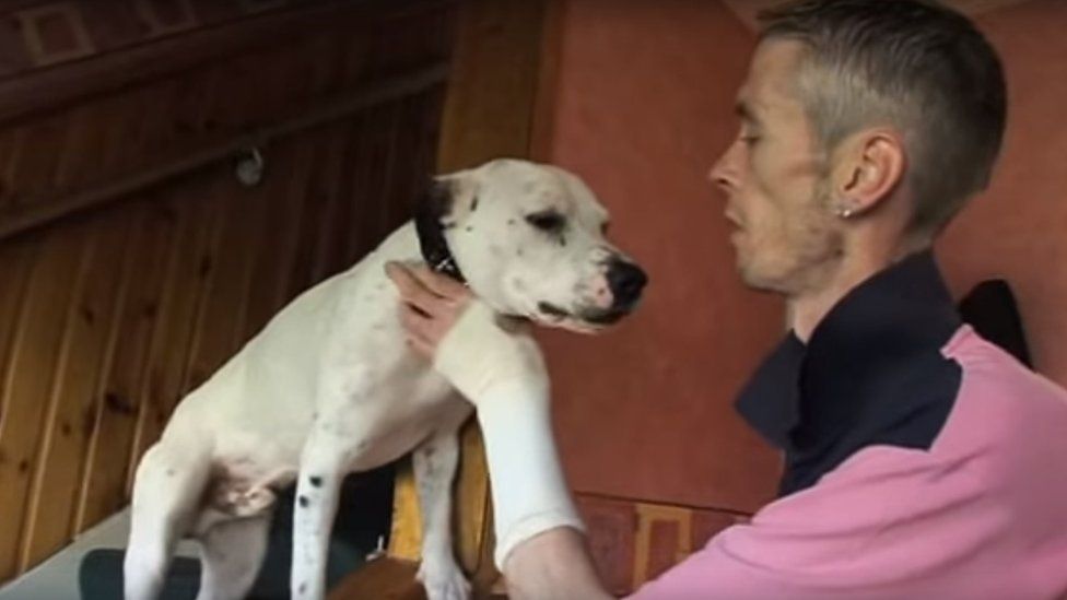 The Scheme's Marvin Baird jailed over drugs - BBC News