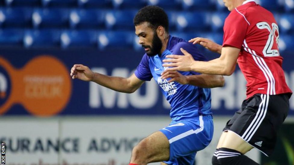 Alex Penny: Peterborough United sign Nuneaton Town defender - BBC Sport