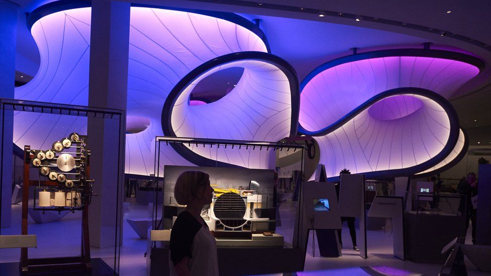 Inside Dame Zaha Hadid's 'womb-like' Science Museum gallery - BBC News