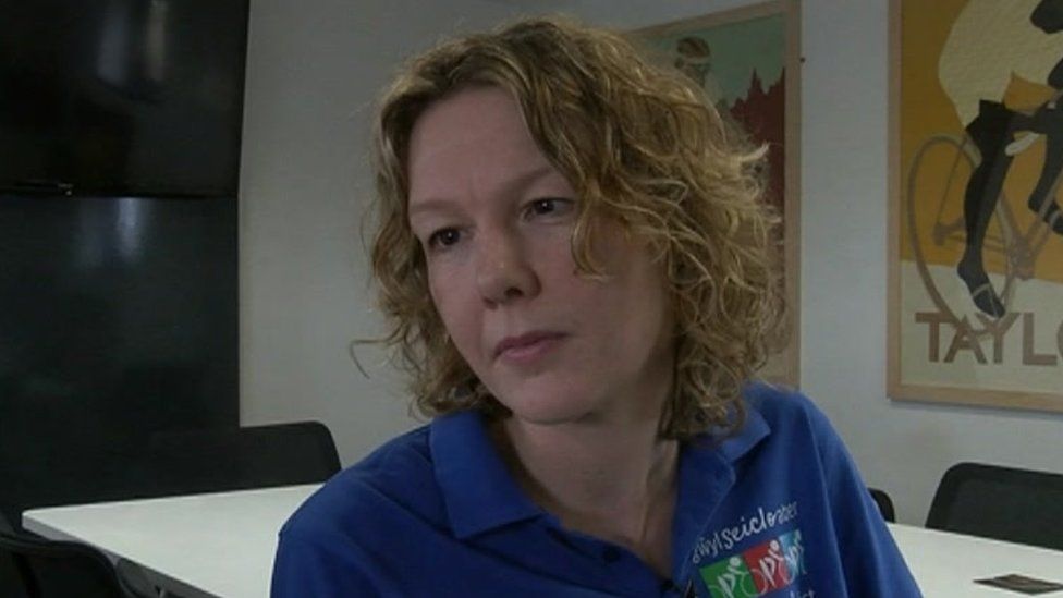 Gŵyl Feicio Aberystwyth 'yn ehangu' eleni - BBC Cymru Fyw