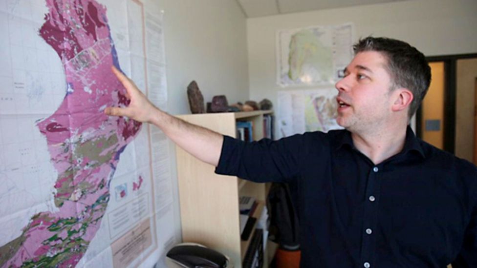 Scientists play 'geological genealogy' - BBC News