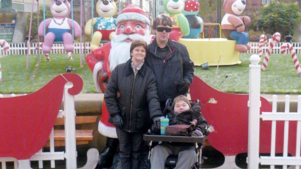 Laura Booth: Neglect contributed to disabled woman's death - BBC News