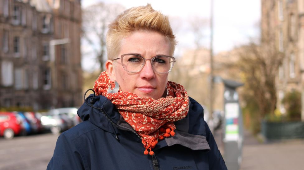 UK's first deaf professor in Deaf Studies appointed in Edinburgh - BBC News