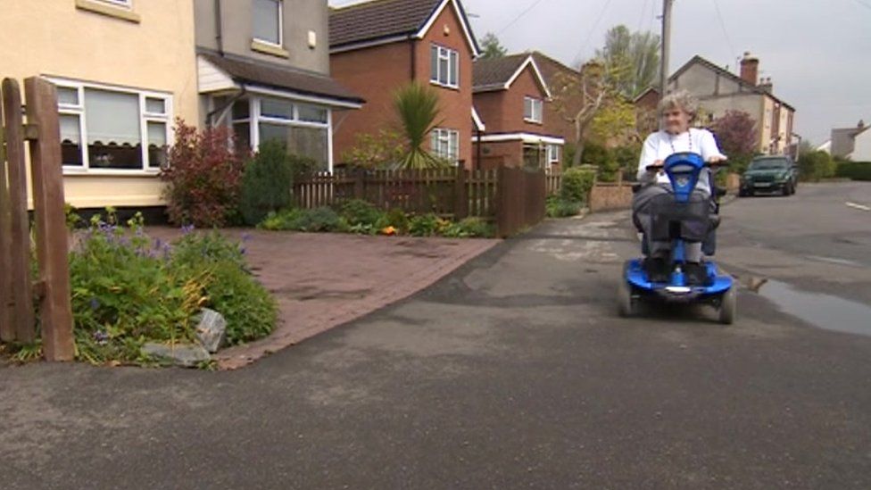 Driver clocked at 109mph outside Seascale Primary School - BBC News