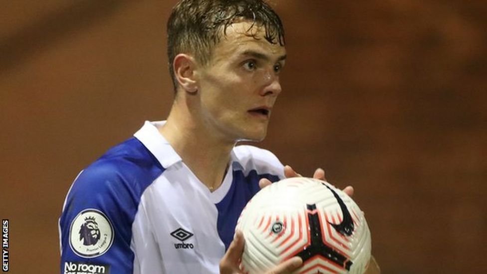 Lewis Thompson: Scunthorpe United sign former Blackburn Rovers defender ...