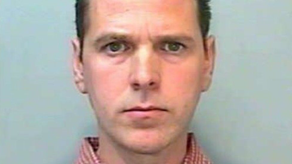 Paediatrician Jonathan Walsh jailed over child sex images - BBC News
