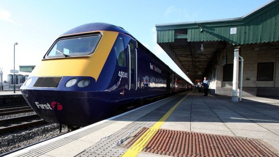 First Great Western rail staff to hold series of strikes - BBC News