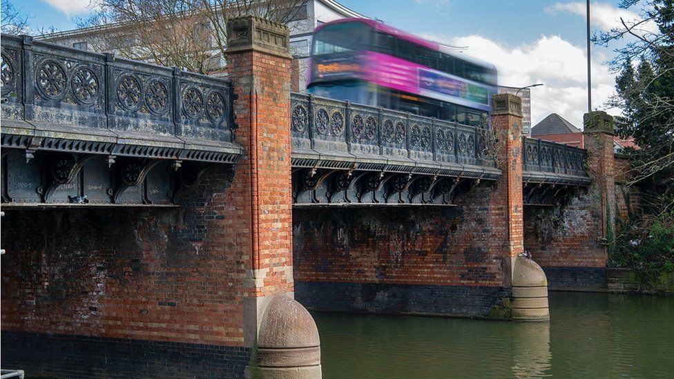 Abbey Corner Bridge repairs will shut city road until 2023 - BBC News