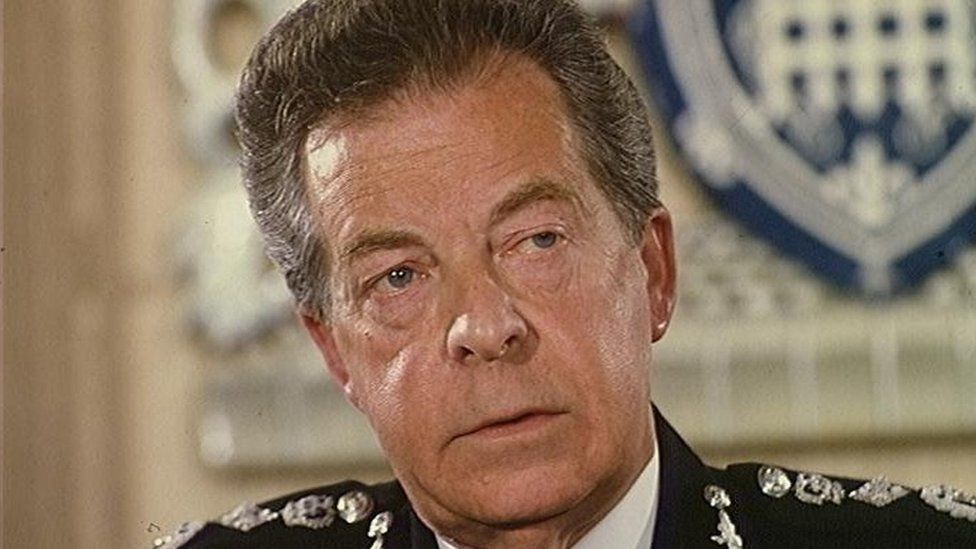 Guildford Four: Lord Imbert death 'loss of core witness' - BBC News