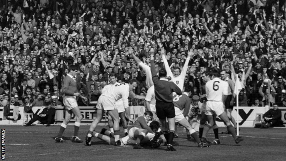 Brian Rees: Former Wales hooker and eminent surgeon dies aged 79 - BBC ...