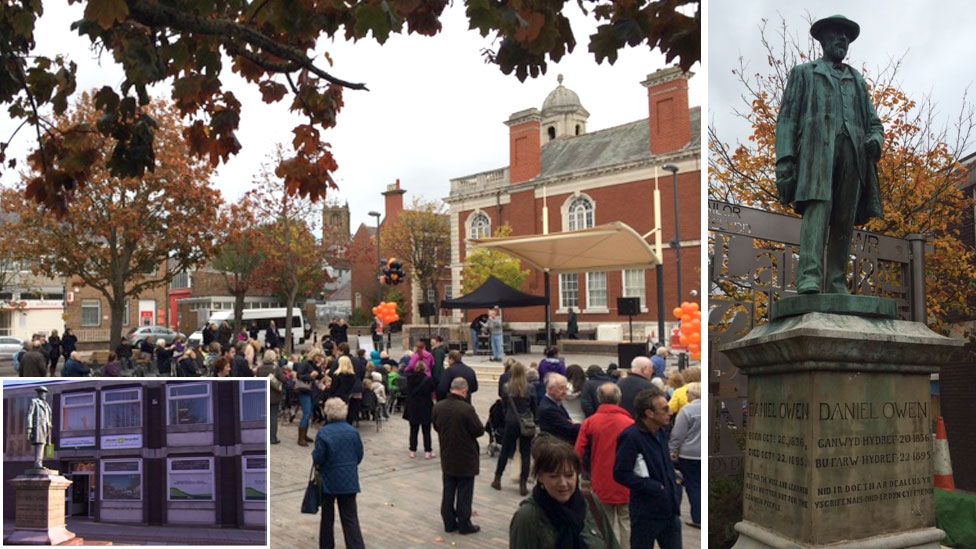 Mold's Daniel Owen Square officially reopens - BBC News