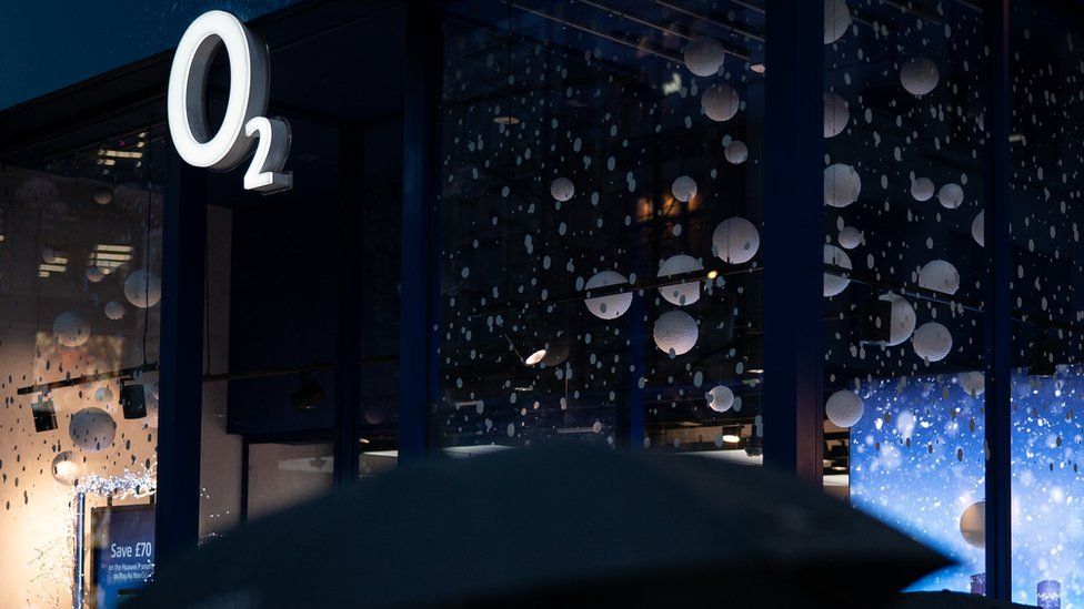 O2 refund 'prank' leads to PSNI warning - BBC News