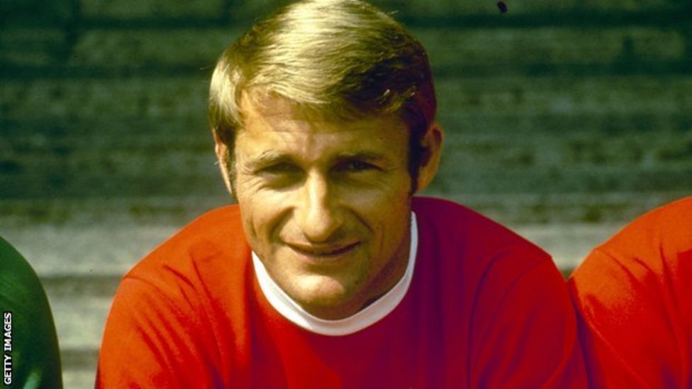 Roger Hunt: Former Liverpool and England striker dies aged 83 - BBC Sport