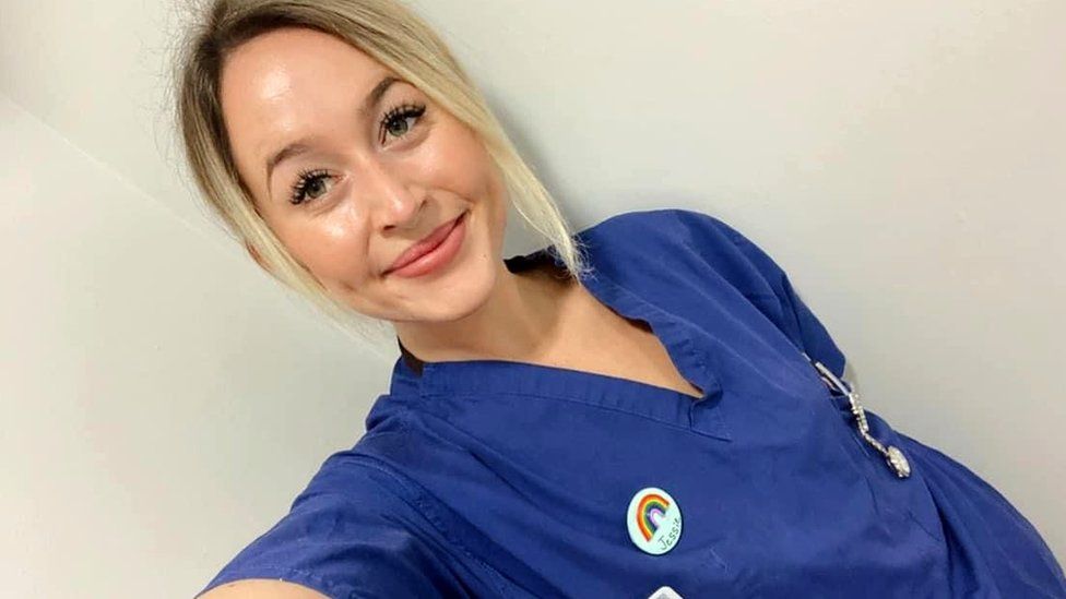 Nurses' strike: The young NHS workers who voted yes - BBC News