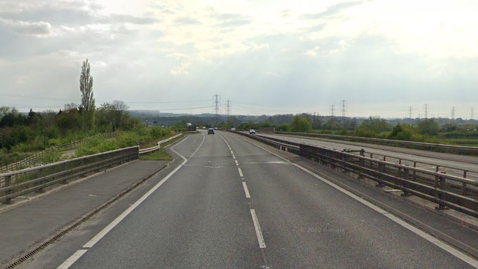 Ratcliffe-on-Soar: Man killed in crash involving car and lorry on A453 ...