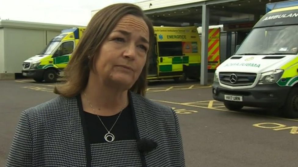 Heart centre opens at Basingstoke and North Hampshire Hospital - BBC News