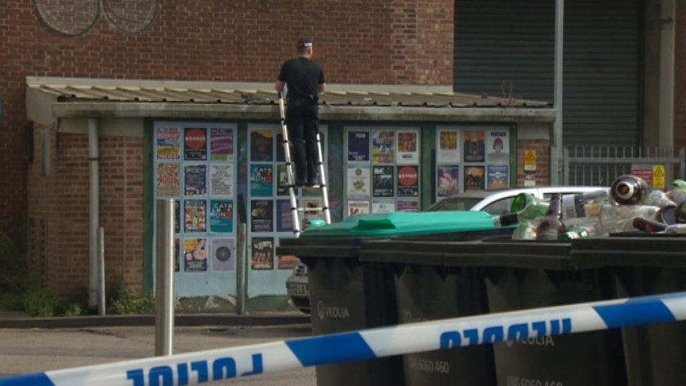 Cardiff stabbing: Man held as police name victim - BBC News