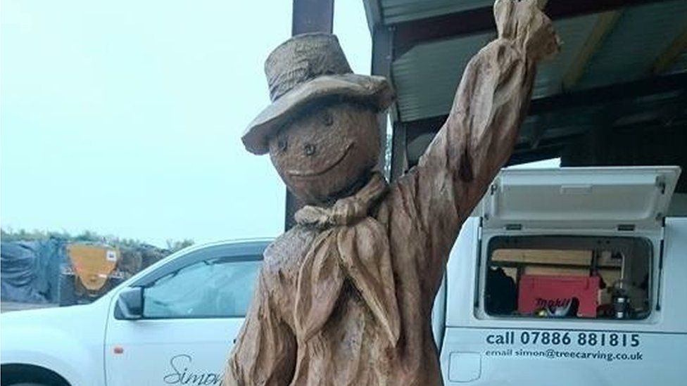 School's coat appeal after Joseph scarecrow stolen - BBC News