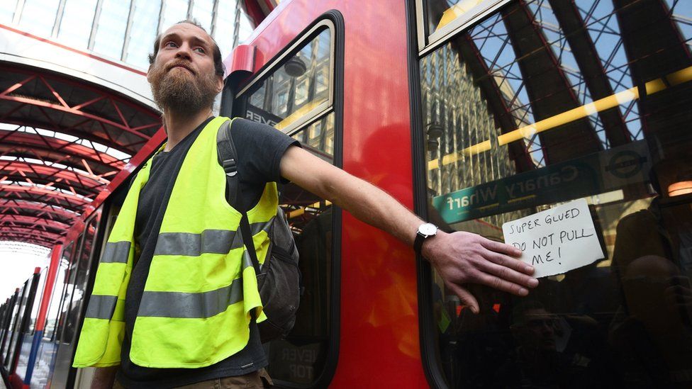 Why do people go on strike? - BBC Newsround