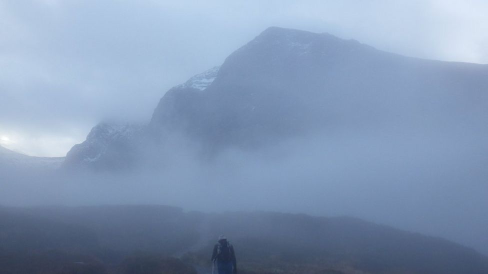 Freeze frames: Winter in Scotland's mountains in pictures - BBC News