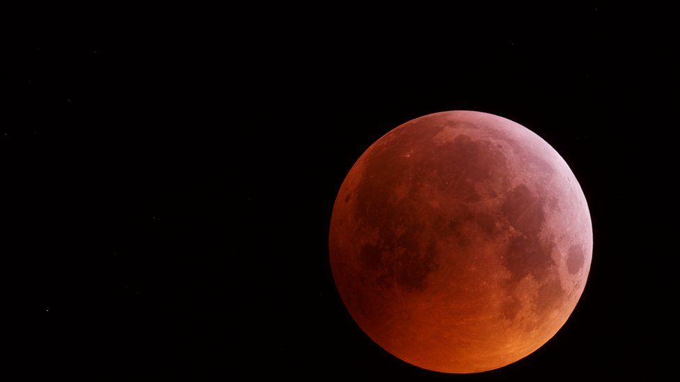 Super flower blood moon: When can you see it? - BBC Newsround