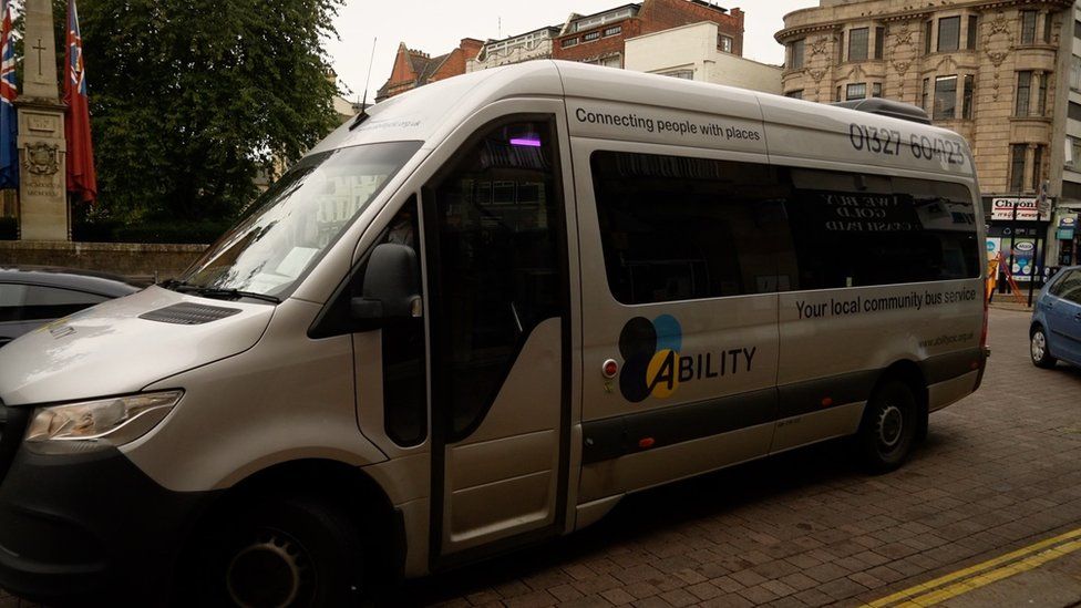 Northamptonshire community minibuses a 'godsend' to rural areas - BBC News