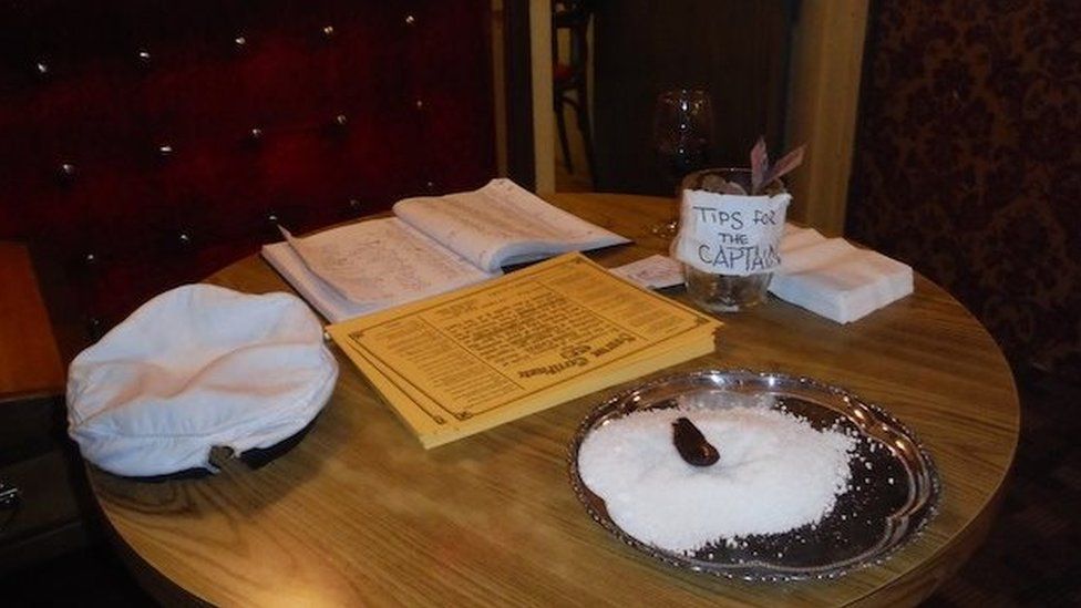 Severed human cocktail toe stolen from Yukon hotel pub - BBC News