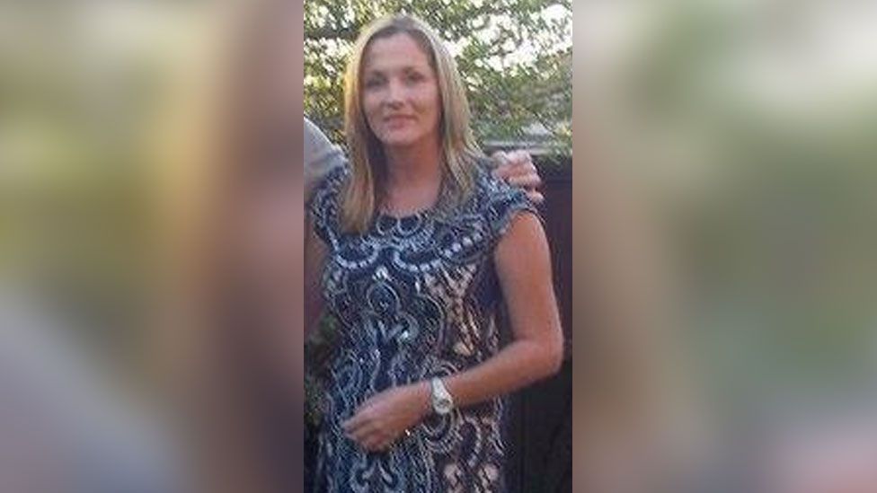 Cheltenham murder probe: Woman identified by police - BBC News