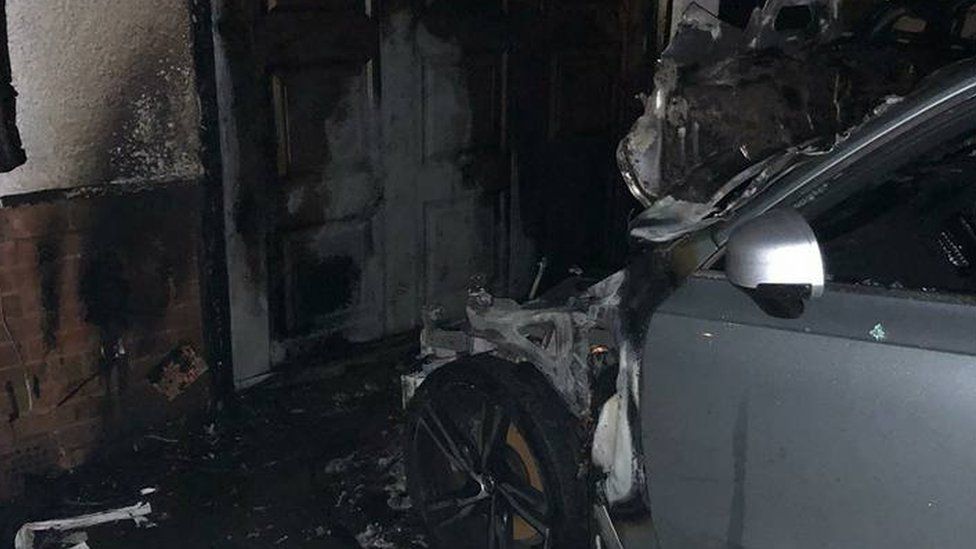 Hybrid Volvo car bursts into flames on Birmingham drive - BBC News