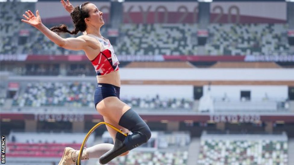Stef Reid: Former Para-athletic world champion retires aged 37 - BBC Sport